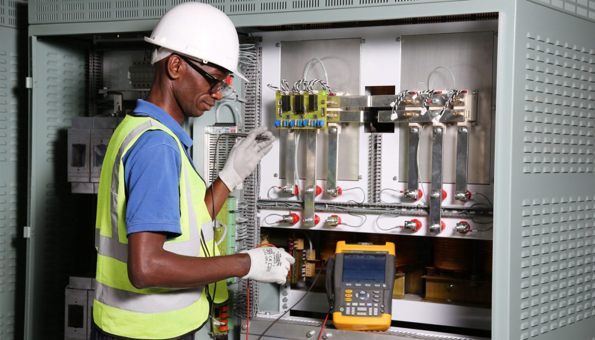 UPS Service & Maintenance - Prismatic Technology